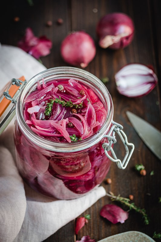 Les meilleurs pickles d'oignons rouges